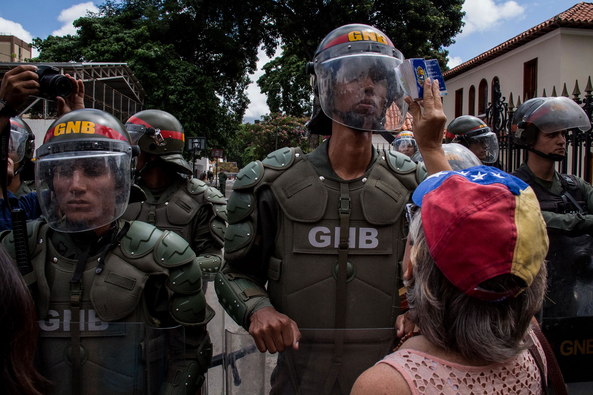 Maduro Ya No Confía En La Guardia Nacional Bolivariana El Componente